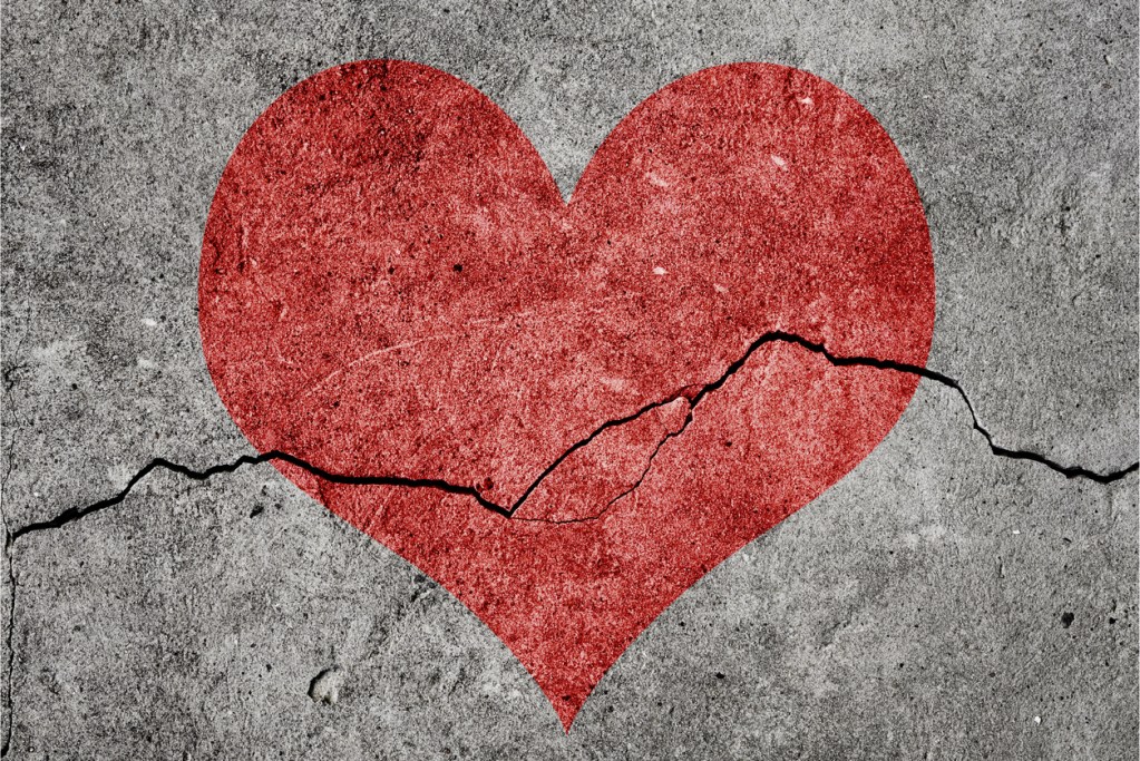 5 Bible Verses to Soothe a Broken Heart - Overwhelming Joy